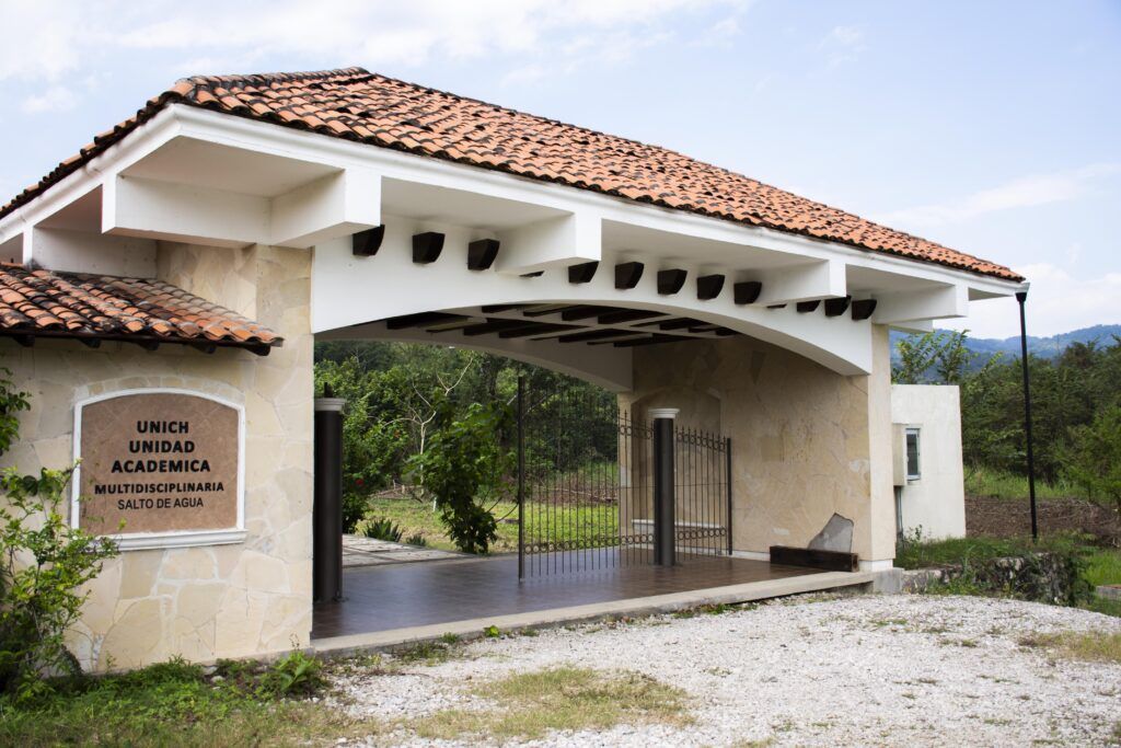 llᐈ Universidad Intercultural de Chiapas (UNICH)