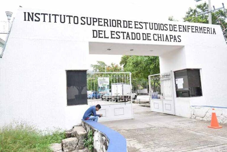 llᐈ Instituto Superior de Estudios de Enfermería del Estado de Chiapas ...