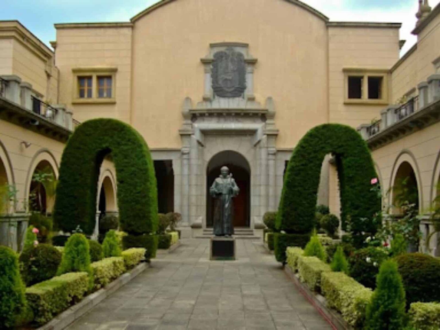 llᐈ Universidad de Los Andes (ULA)