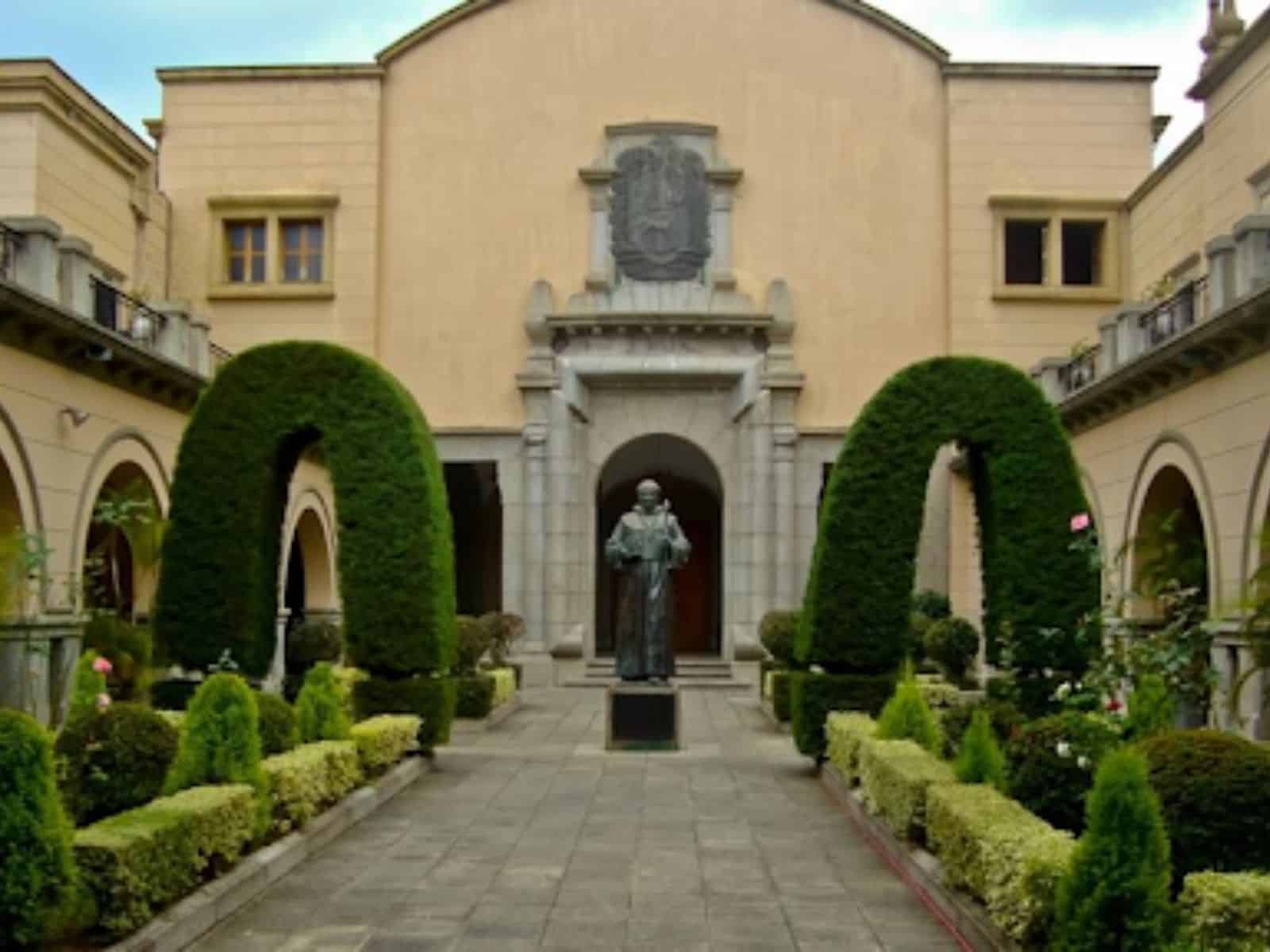 llᐈ Universidad de Los Andes (ULA)
